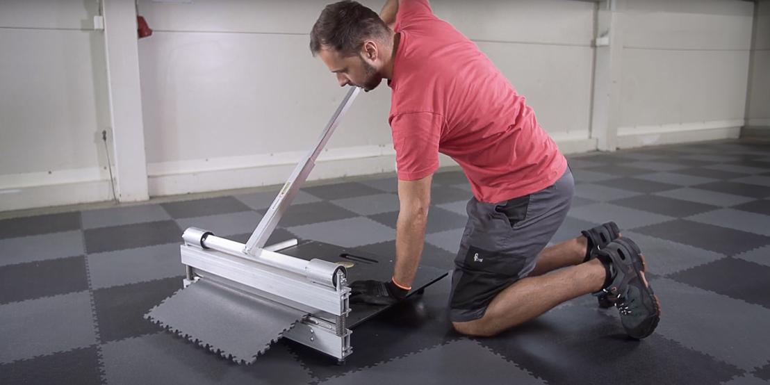 Řezání vinylové podlahy – jak na to? | SimpleJack.cz